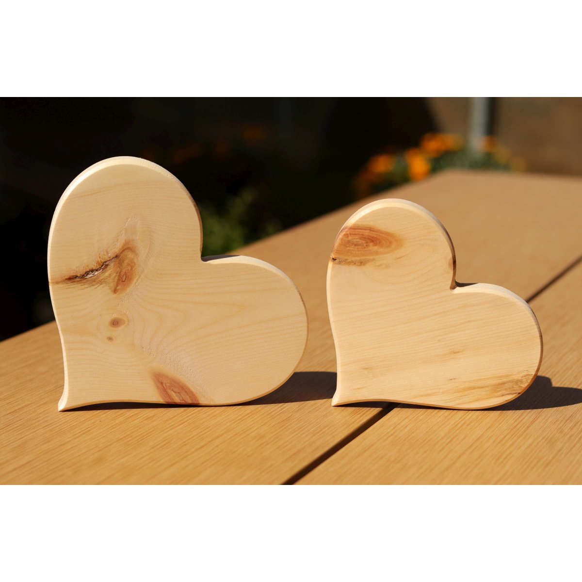 Herz aus Zirbenholz - 20x2cm aus Tiroler Zirbe - naturbelassen und un